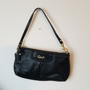 Coach | Bags | Vintage Coach Black Leather Wristlet Zippered Clutch ...